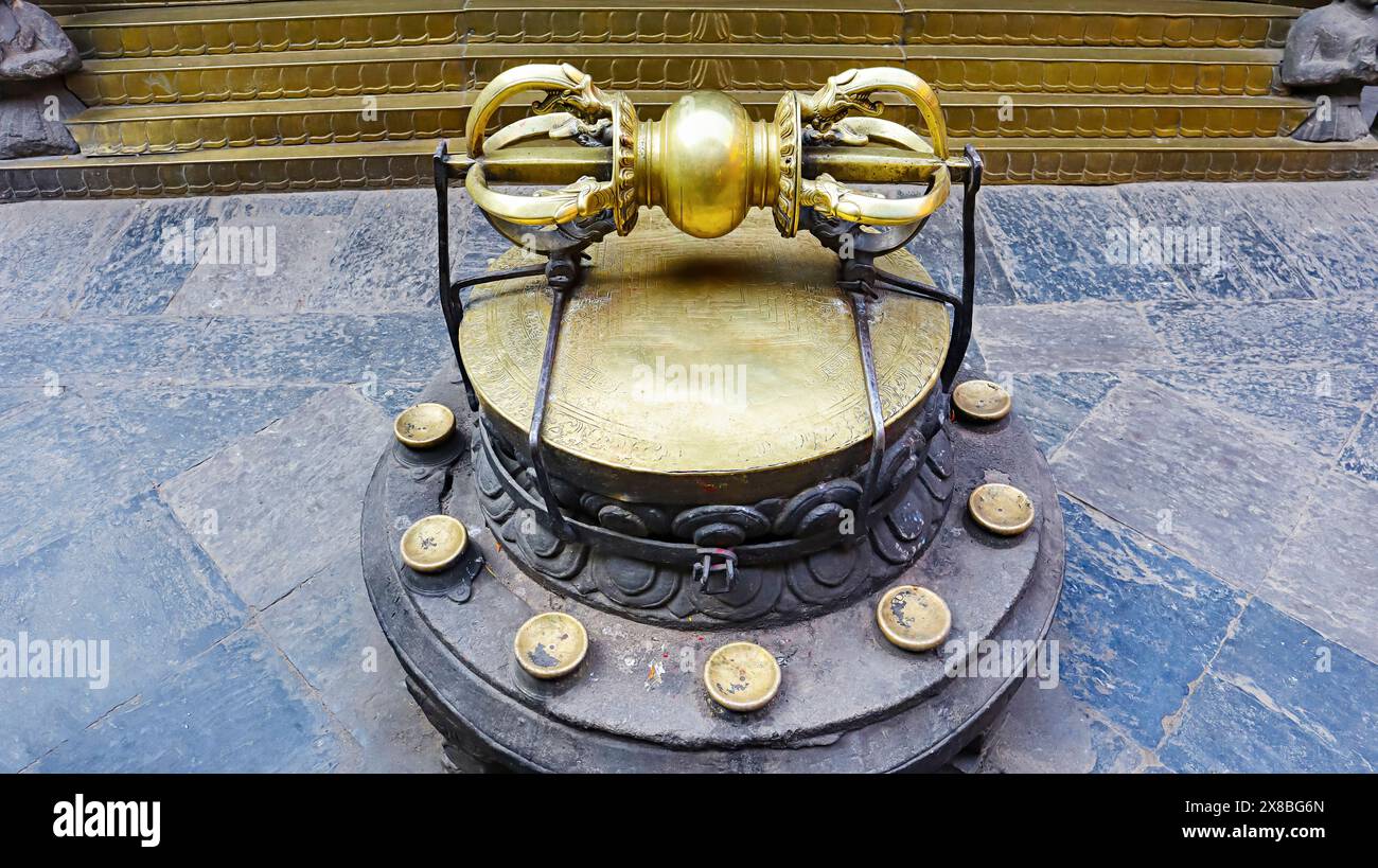 View of Vajra in Hiranya Varna Mahavihar Temple{ Golden Temple}, Patan ...