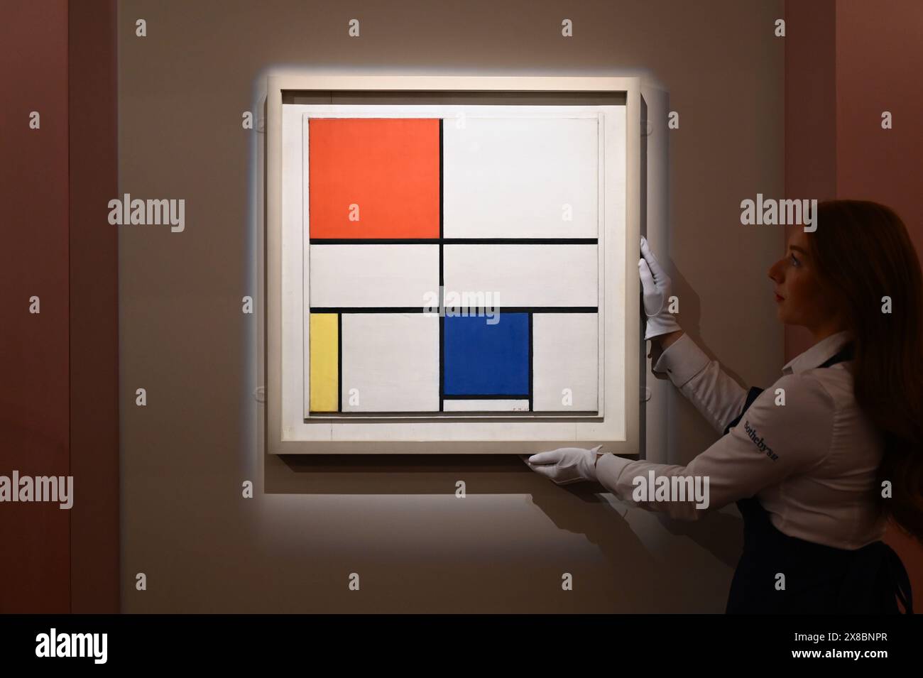 Piet Mondrian’s iconic 1935 painting Composition C (No.III) with Red ...