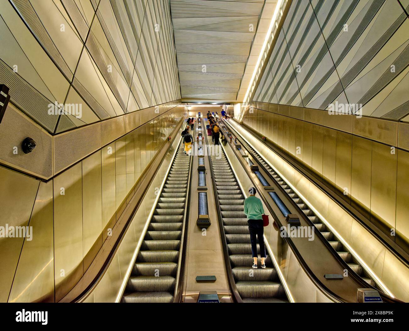 Elizabeth line high-frequency urban–suburban rail service in London ...