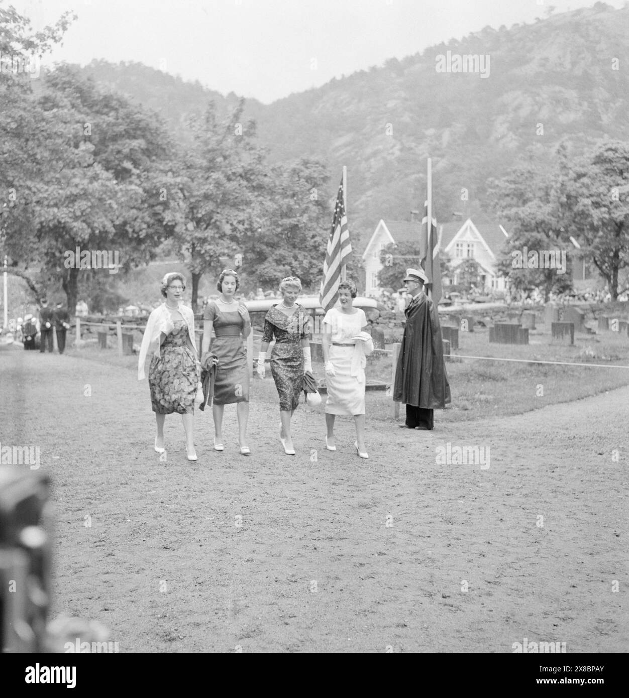 Current 37- 1959: Bridal veils in the limelight. On Saturday 22 August ...