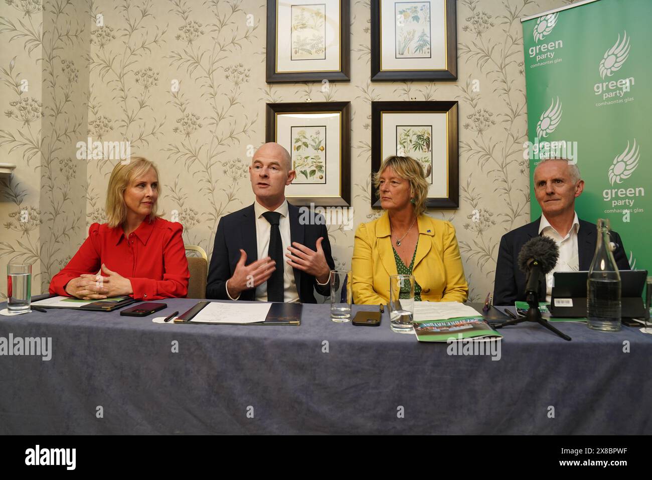 (Left to right) Senator Pauline O'Reilly, director of elections Ossian ... (Left to right) Senator Pauline O'Reilly, director of elections Ossian ...