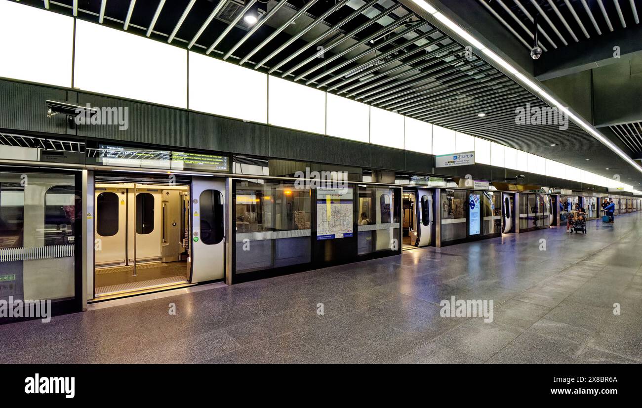 Elizabeth line high-frequency urban–suburban rail service in London ...