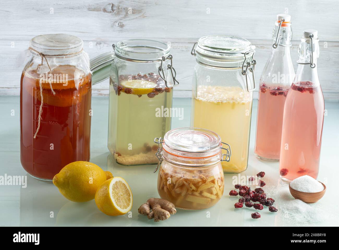 Kobucha, water kefir, ginger bug and ginger ale - probiotic drinks ...