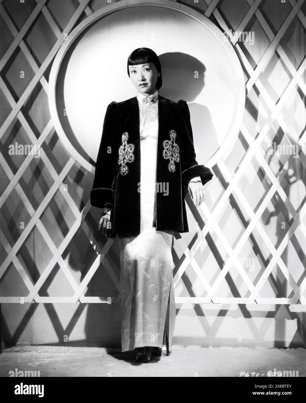 ANNA MAY WONG 1938 full length portrait in dinner costume / gown ...