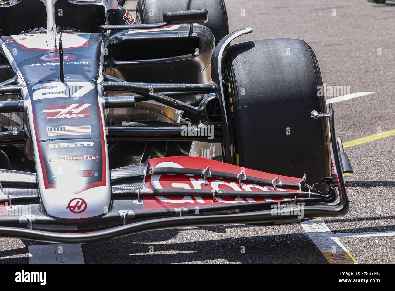 Haas F1 Team VF-24 Ferrari, Mechanical detail, front suspension and ...