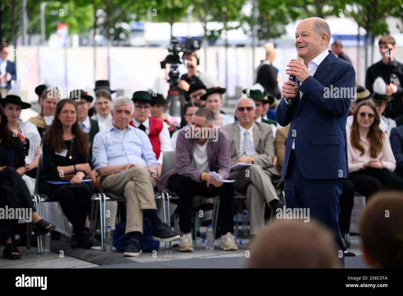 Berlin, Germany. 24th May, 2024. Federal Chancellor Olaf Scholz (SPD) takes part in a citizens ...