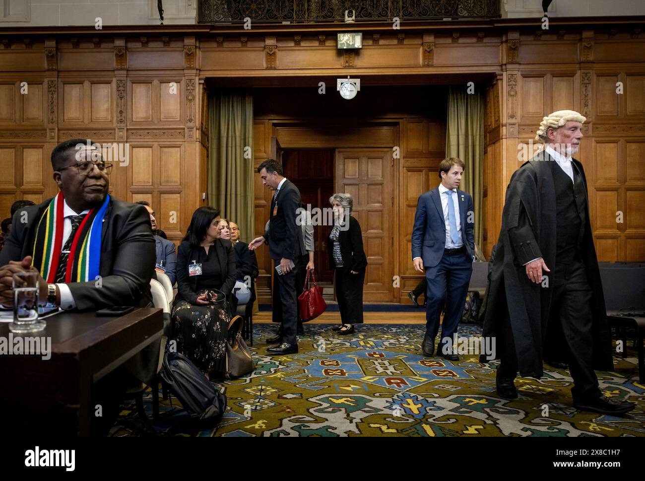 THE HAGUE - Ambassador Vusimuzi Madonsela (L) of South Africa, Yaron ...
