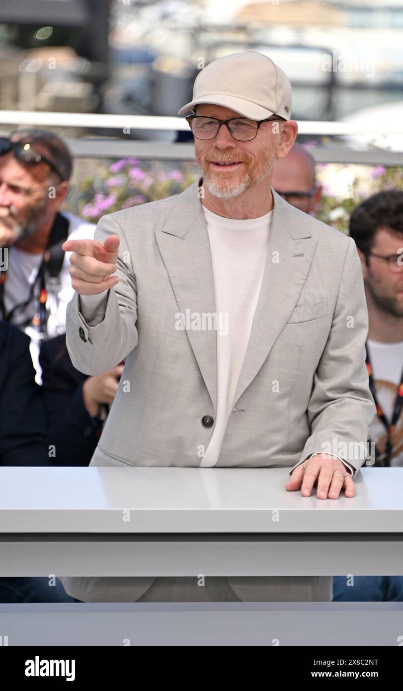 Ron Howard Photocall of the film "Jim Henson: Idea Man" 77th Cannes ...
