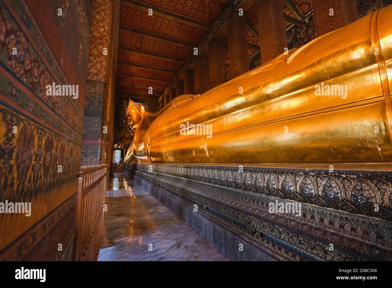 Thailand, Bangkok, Pranon Wat Pho, Laying Buddha golden statue Stock ...