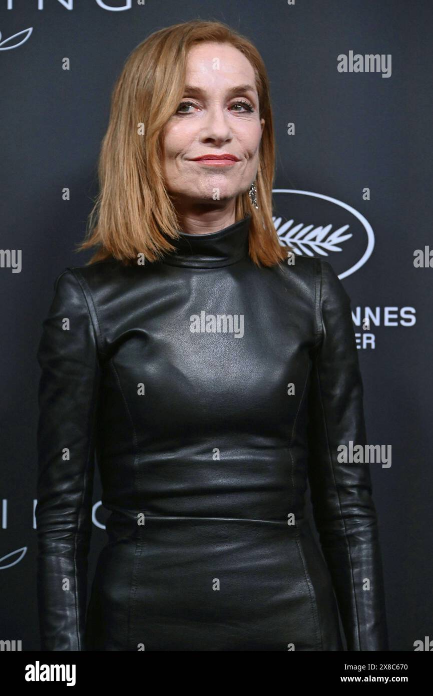Isabelle Huppert (in Balenciaga) Photocall of the Kering "Women in ...