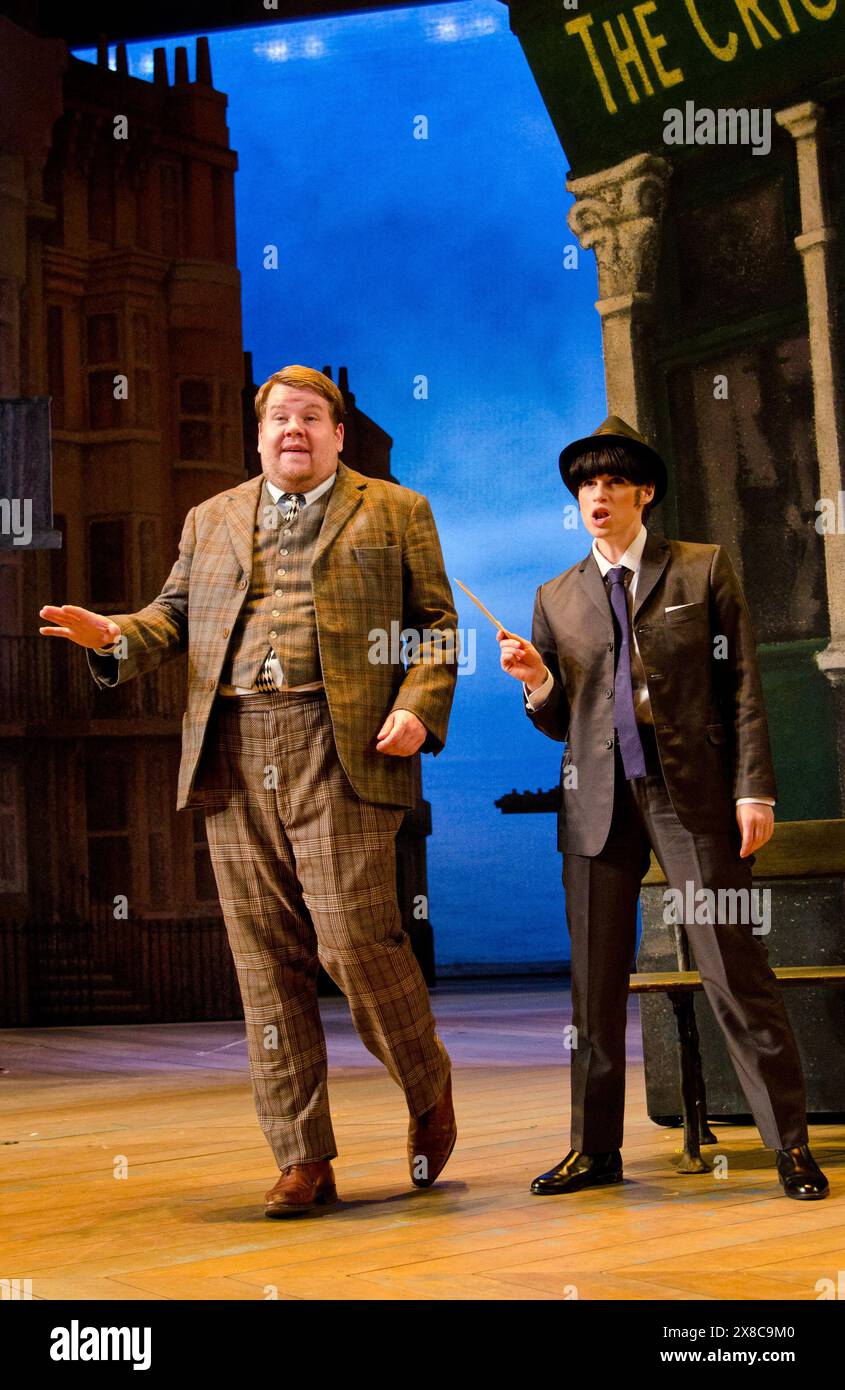 James Corden (Francis Henshall), Jemima Rooper (Rachel Crabbe) in ONE ...