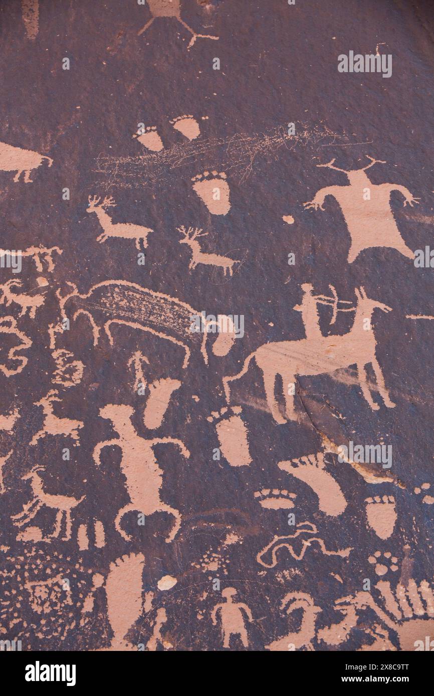 Newspaper Rock Petroglyphs, Etched in the rock from approximate 700 BC ...