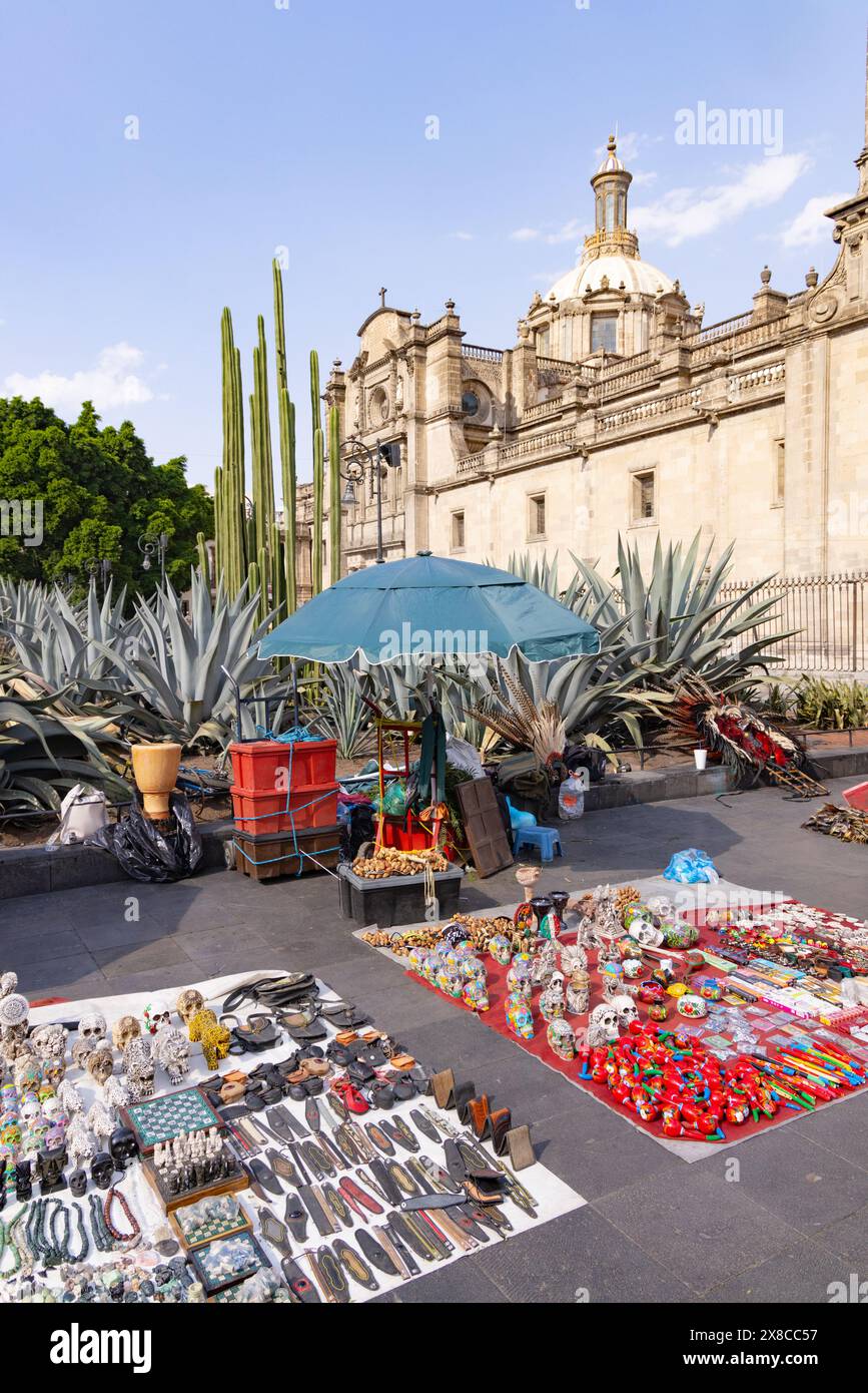 Colorful street market and stalls, outside the Cathedral, Mexico City ...