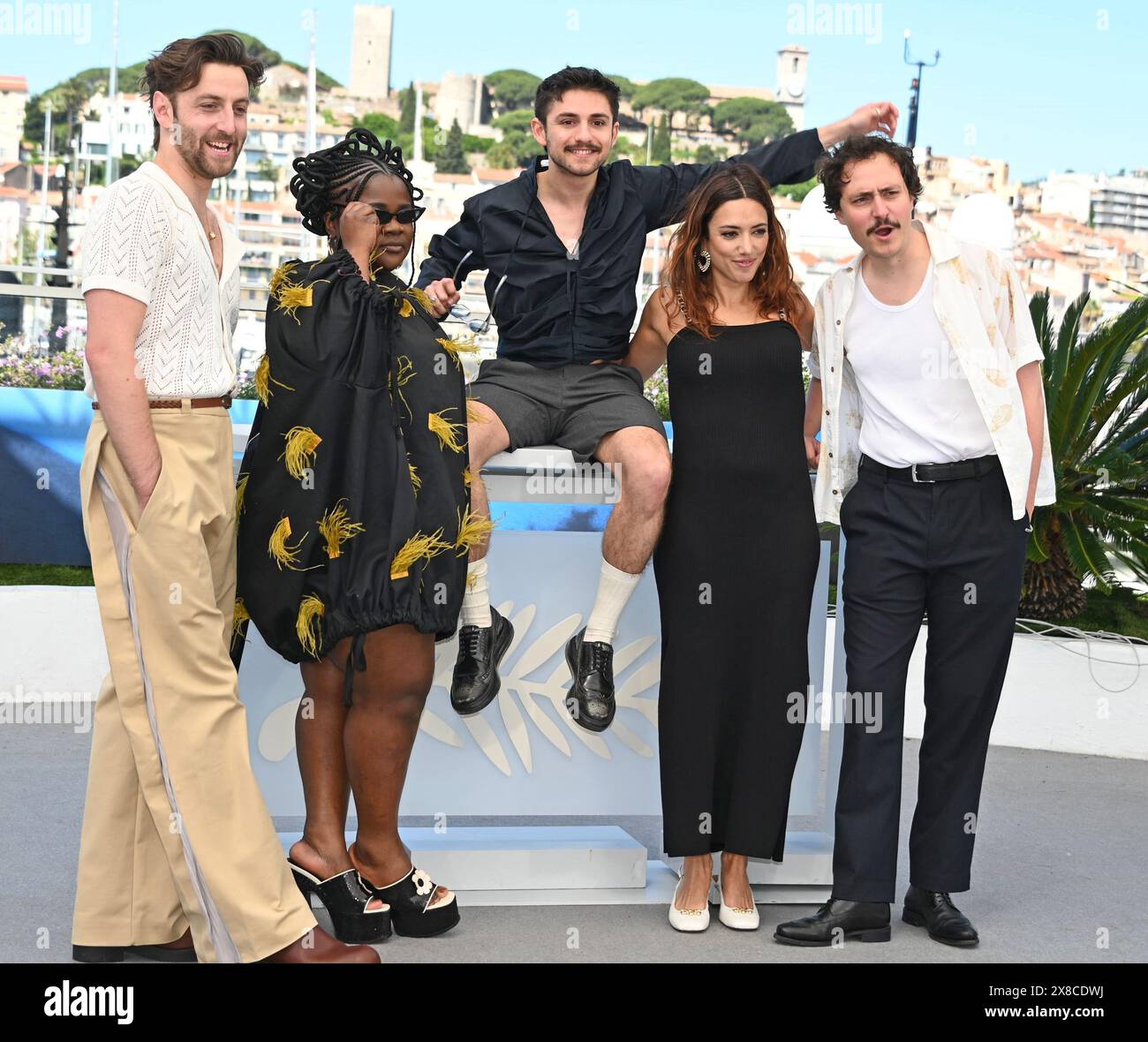 Adrien Dewitte, Liza Alegria Ndikita, Sam Chemoul, Vanessa Guide ...