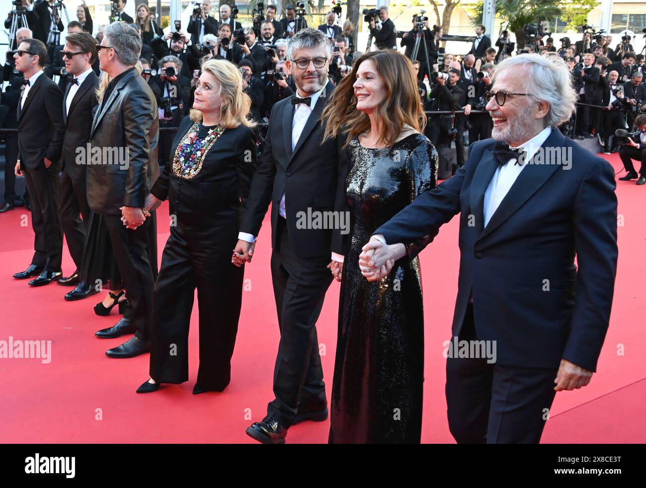 "Marcello Mio" film cast: Melvil Poupaud, Hugh Skinner, Nicole Garcia ...