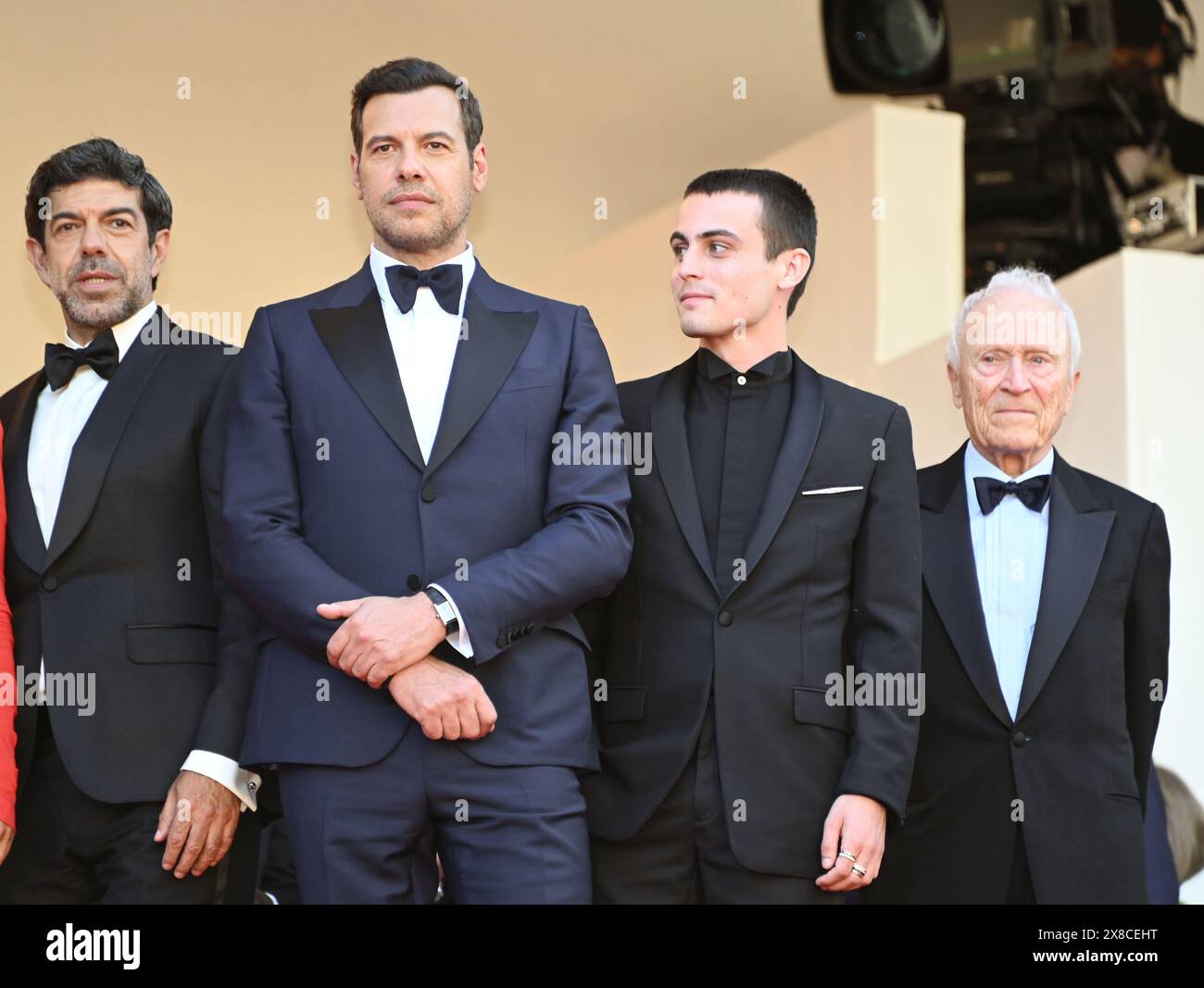 "Le Comte De Monte-Cristo" film crew: Pierfrancesco Favino, Laurent ...