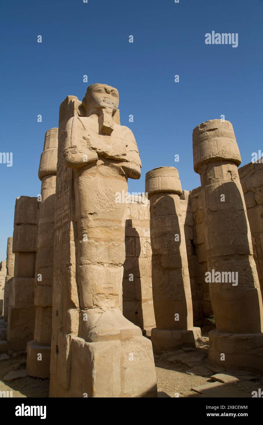 Statue of Pharaoh, Karnak Temple, Luxor, Egypt Stock Photo - Alamy
