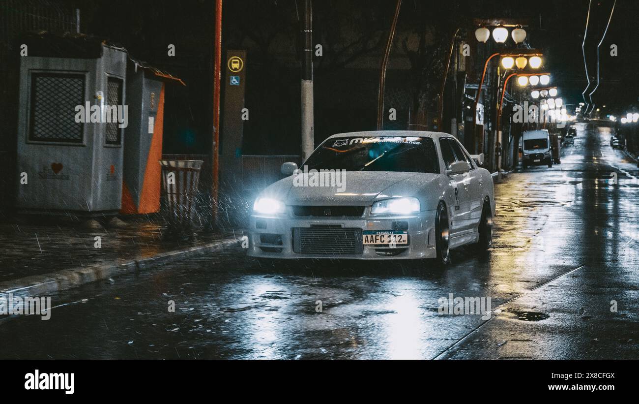 JDM Car Skyline R34 Stock Photo - Alamy