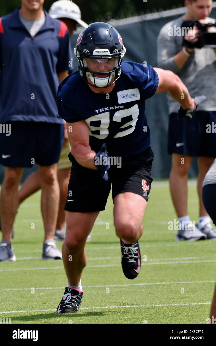 Houston Texan undrafted free agent, #83 Jadon Janke, running a pass ...