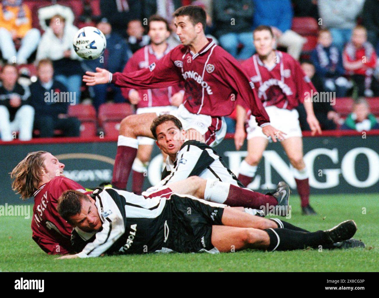 HEARTS V MOTHERWELL. 6/11/99. Paul Ritchie gathers a ball missed by ...