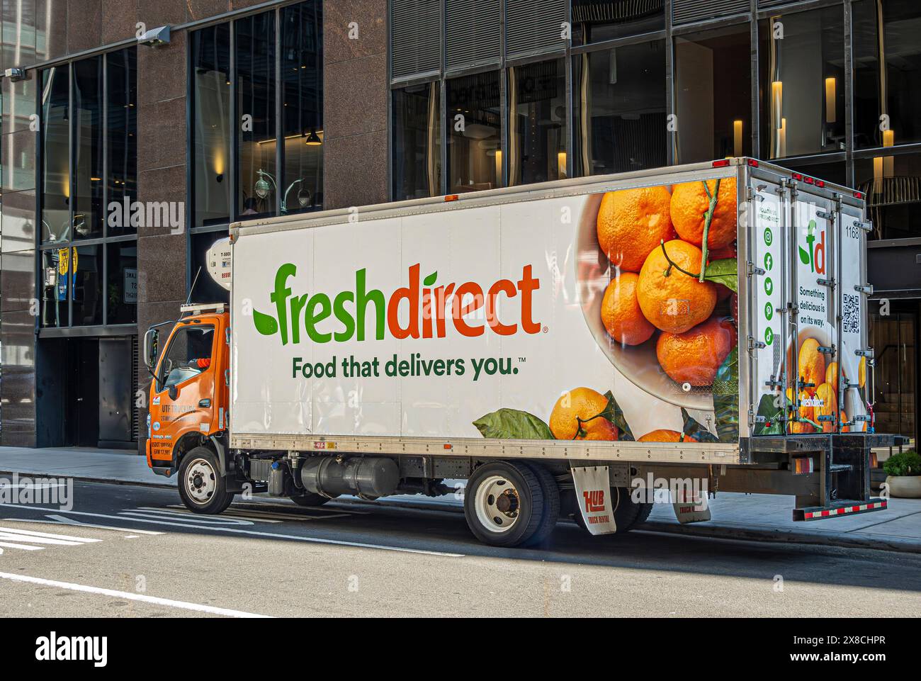 Food delivery truck hi-res stock photography and images - Alamy