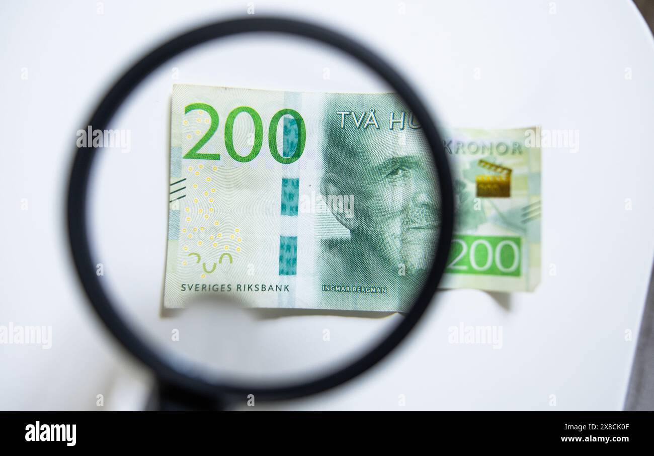 200 note hi-res stock photography and images - Alamy