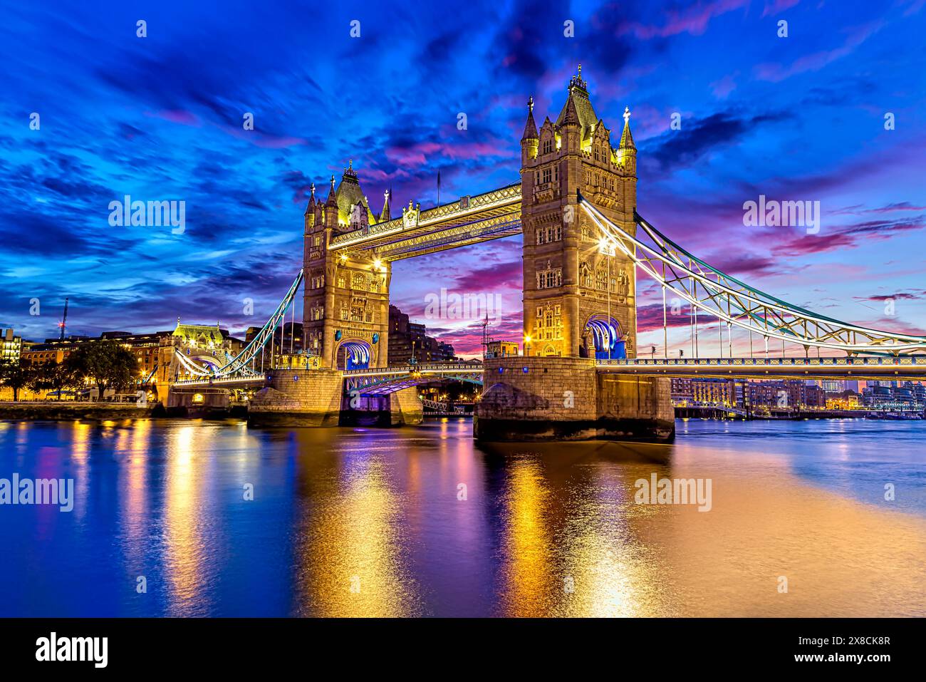 Tower Bridge, London. An iconic London landmark and one of Britain's ...
