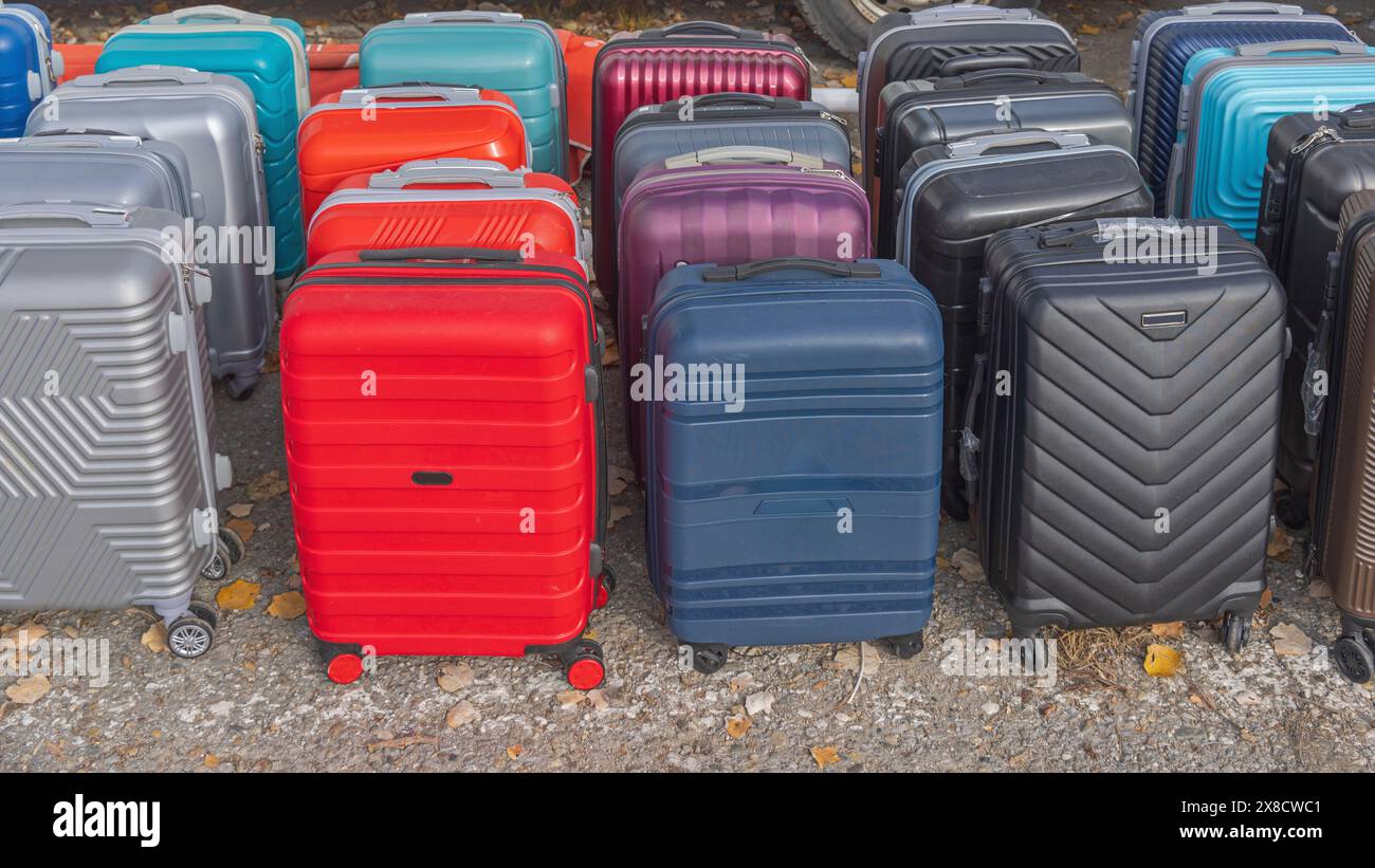 Hard Shell Roller Luggage Carry On Suitcases Travel Stock Photo - Alamy