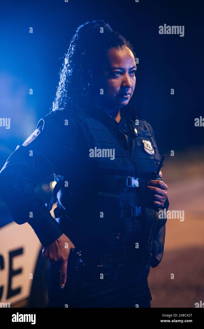 Violent Criminal Resisting Arrest, Trying to Pull a gun on Two Police ...