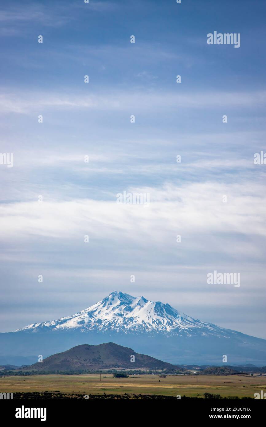 Mount Shasta is a volcano at the southern end of the Cascade Range in ...