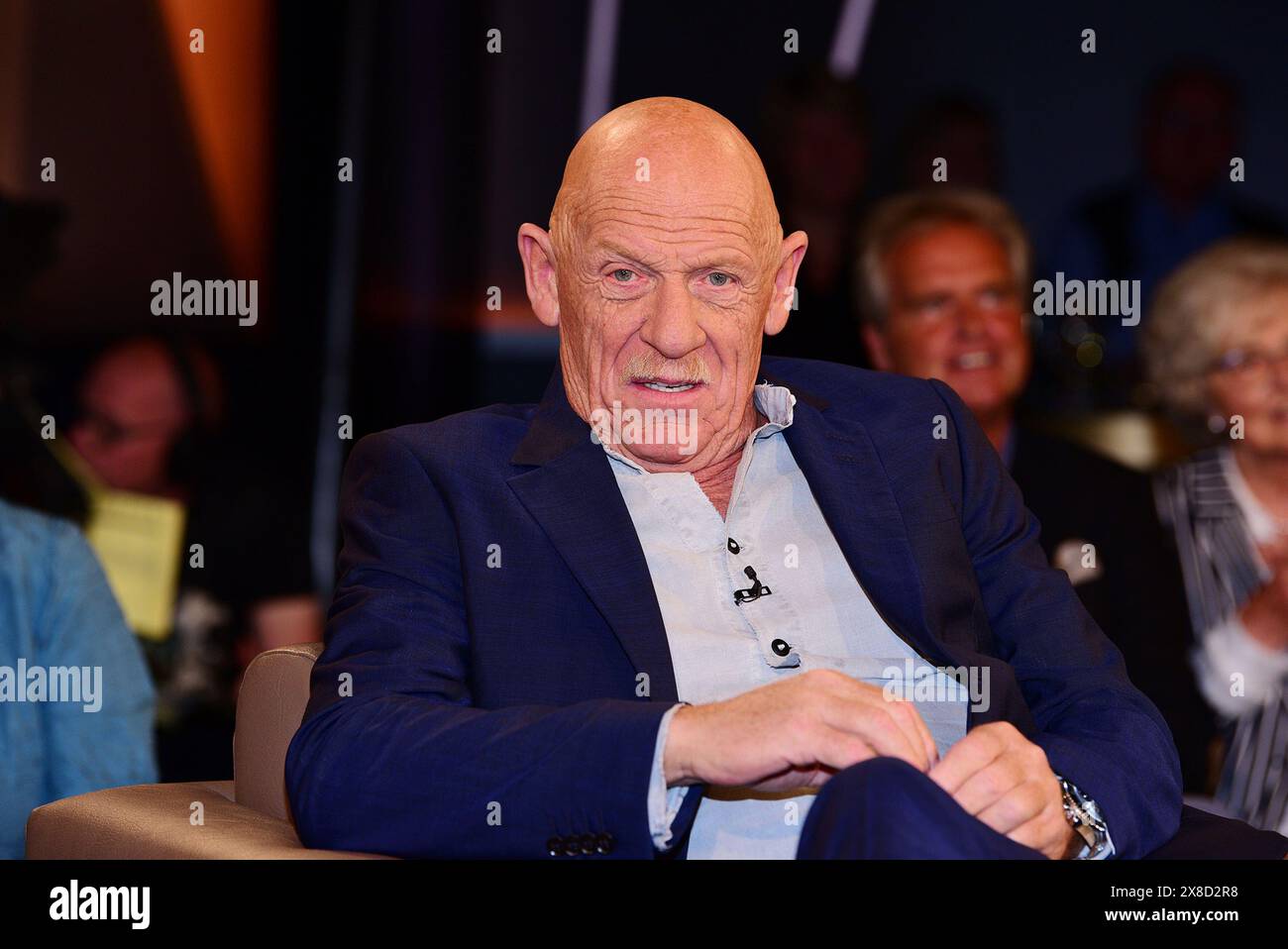 Joe bausch hi-res stock photography and images - Alamy