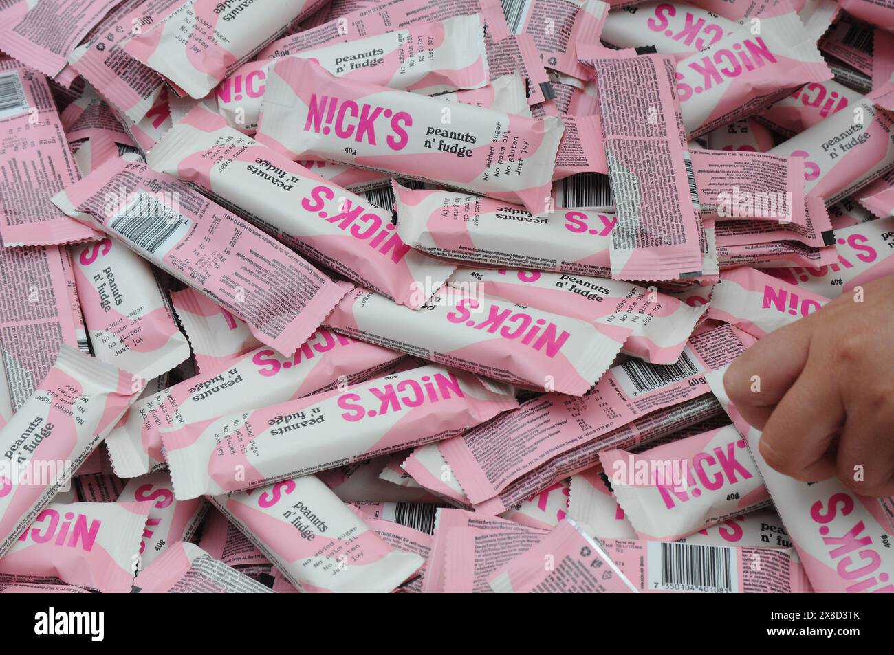 Nicks penuts hi-res stock photography and images - Alamy