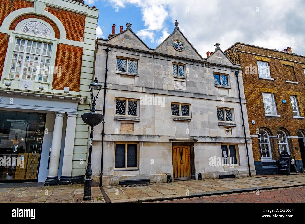 The Six Poor Travellers' House - Rochester Kent. UK Stock Photo - Alamy