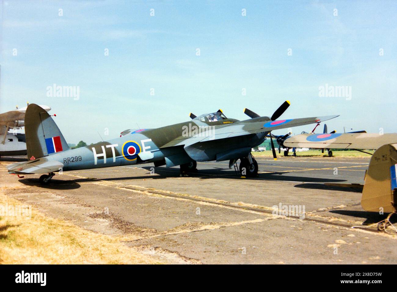 de Havilland D.H. 98 Mosquito T3 RR299 Second World War fighter plane ...