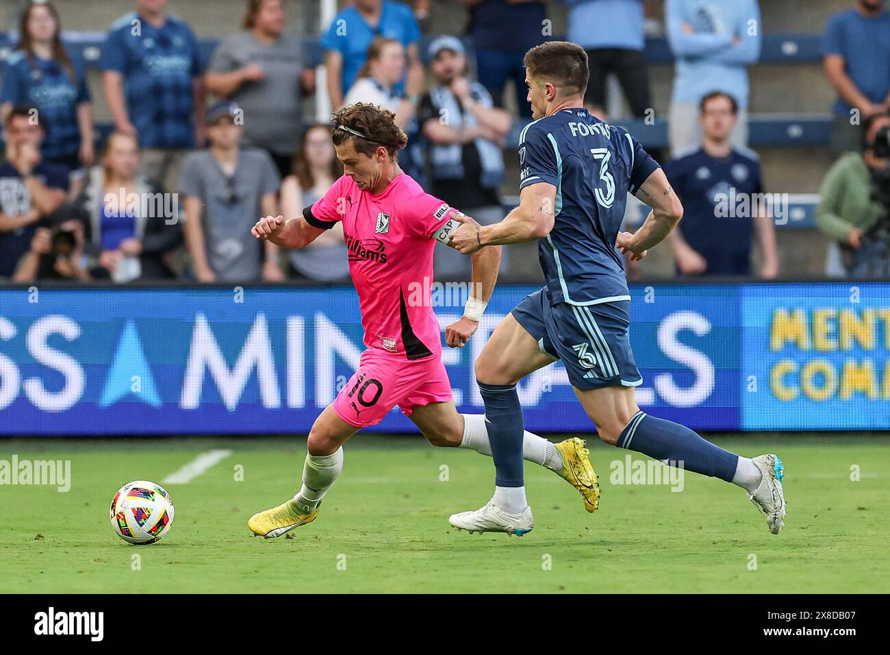 Kansas City, KS, USA. 21st May, 2024. FC Tulsa forward Phillip Goodrum ...