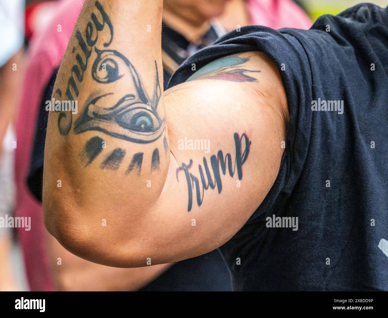 New York, New York, USA. 23rd May, 2024. A man on the very long line to ...