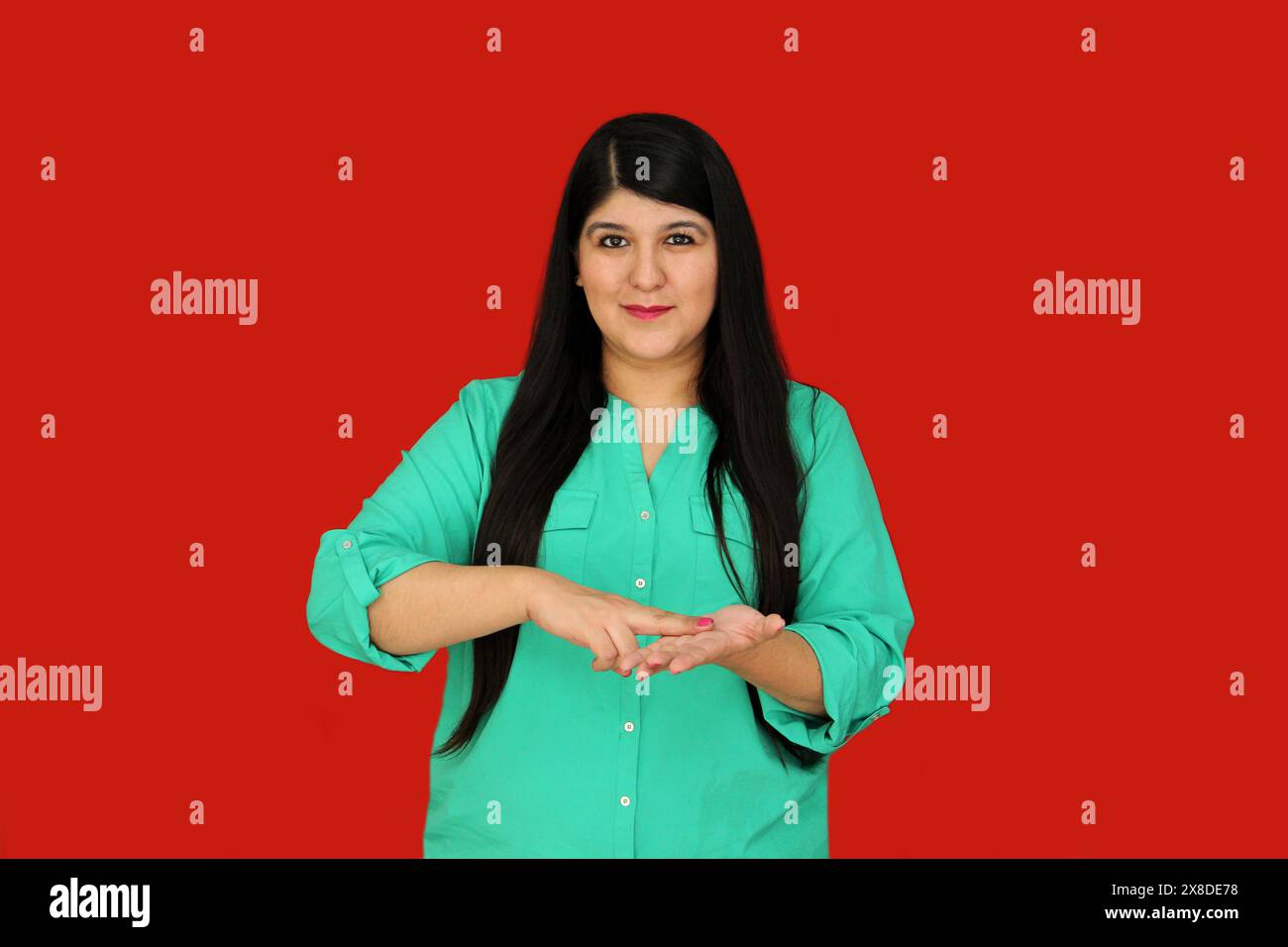 30-year-old Latina woman, natural deaf person, relies on facial ...