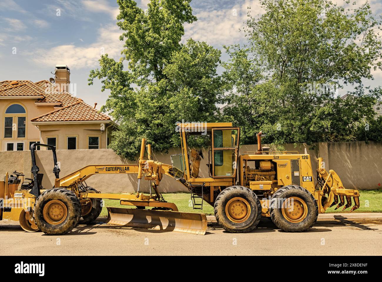 Dallas, USA - April 24, 2023: Caterpillar Model Cat 140G 5MD motor ...