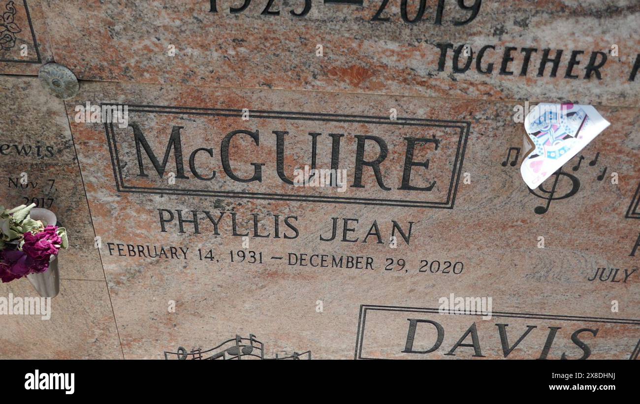 Las Vegas, Nevada, USA 14th May 2024 Singer/entertainer Phyllis McGuire Grave and Actress/Singer ...