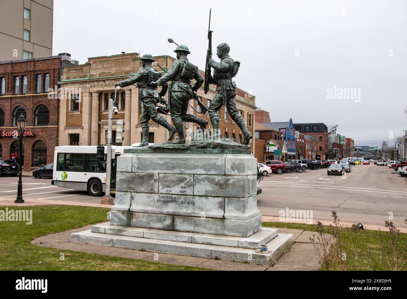Remembrance Day statue honoring those who served therein in downtown ...