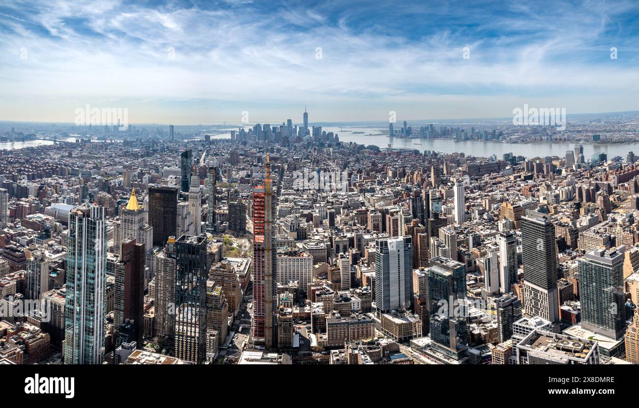 Witness the awe-inspiring sprawl of Manhattan's skyscrapers from a ...