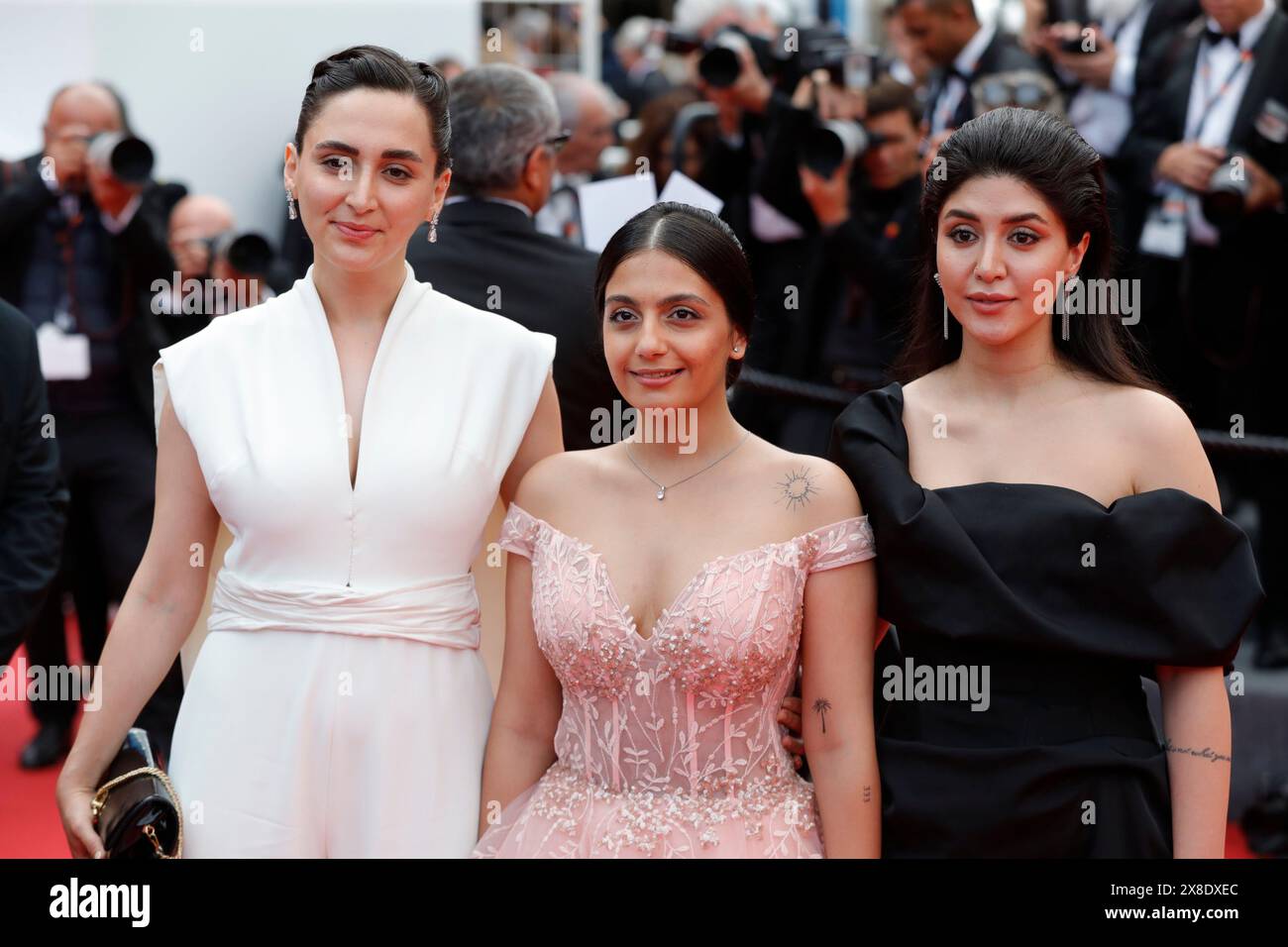 CANNES, FRANCE - MAY 24:(L-C) Mahsa Rostami, Soheila Golestani and cast ...