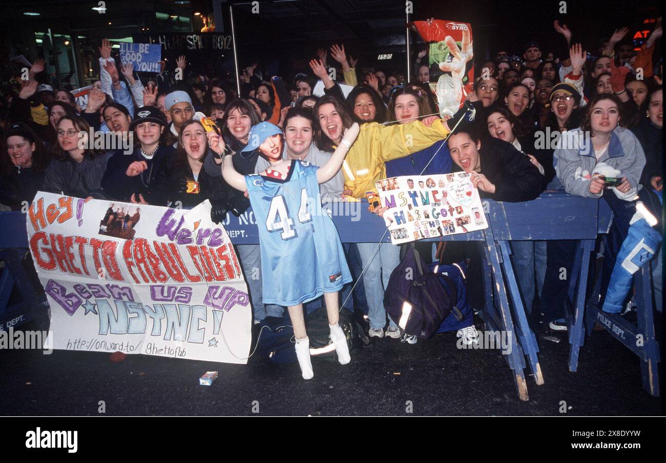 2000 times square hi-res stock photography and images - Alamy
