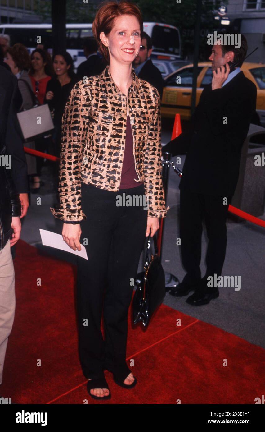 MAY 16, 2000 - NEW YORK CITY.CYNTHIA NIXON.''SMALL TIME CROOKS ...