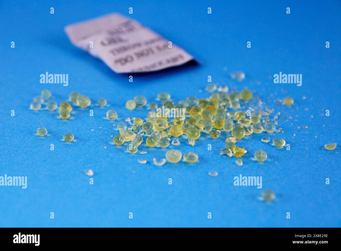 Close up silica gel hi-res stock photography and images - Alamy