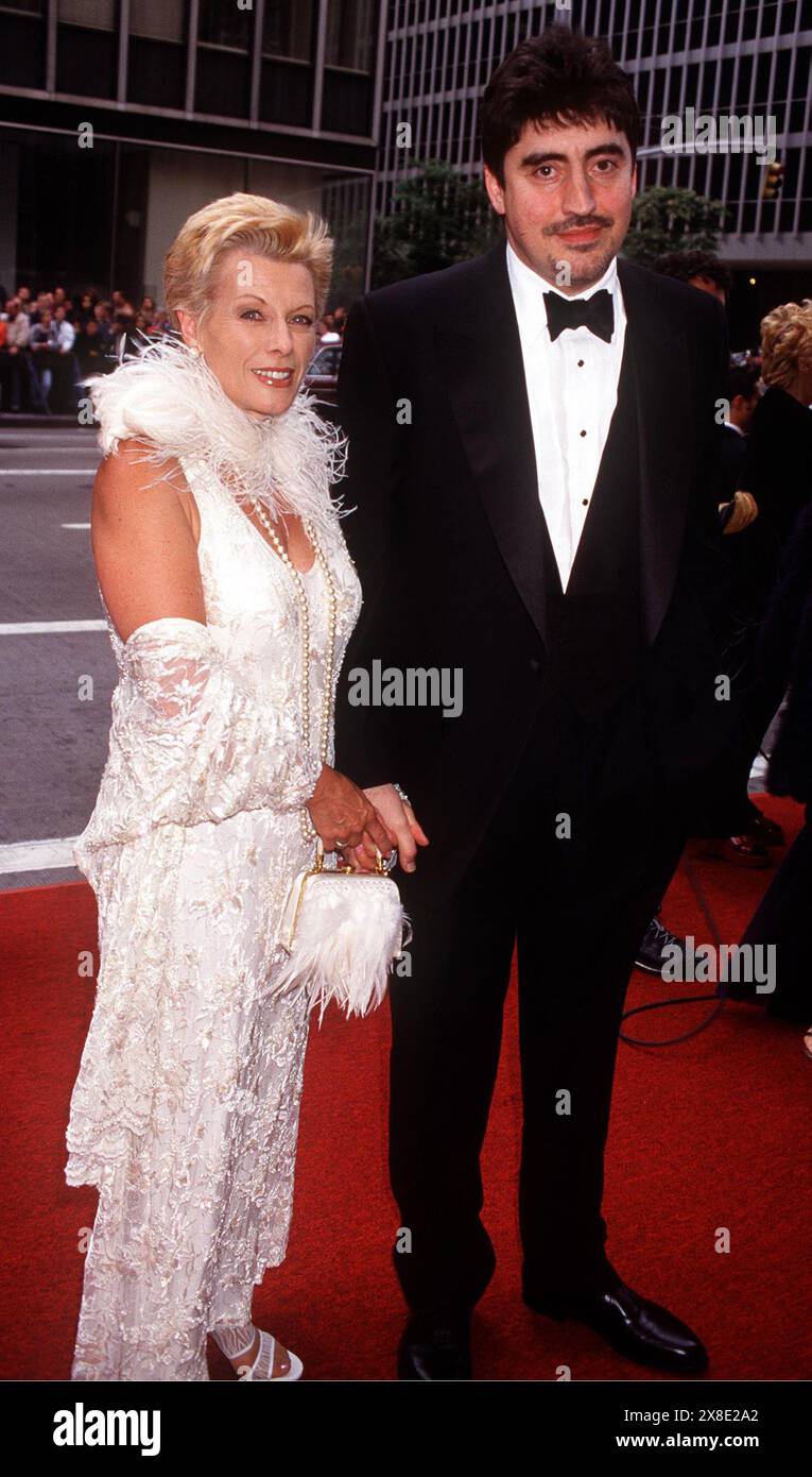 K12573WW: 52ND ANNUAL TONY AWARDS.RADIO CITY MUSIC HALL.IN NYC 06/07/98 ...