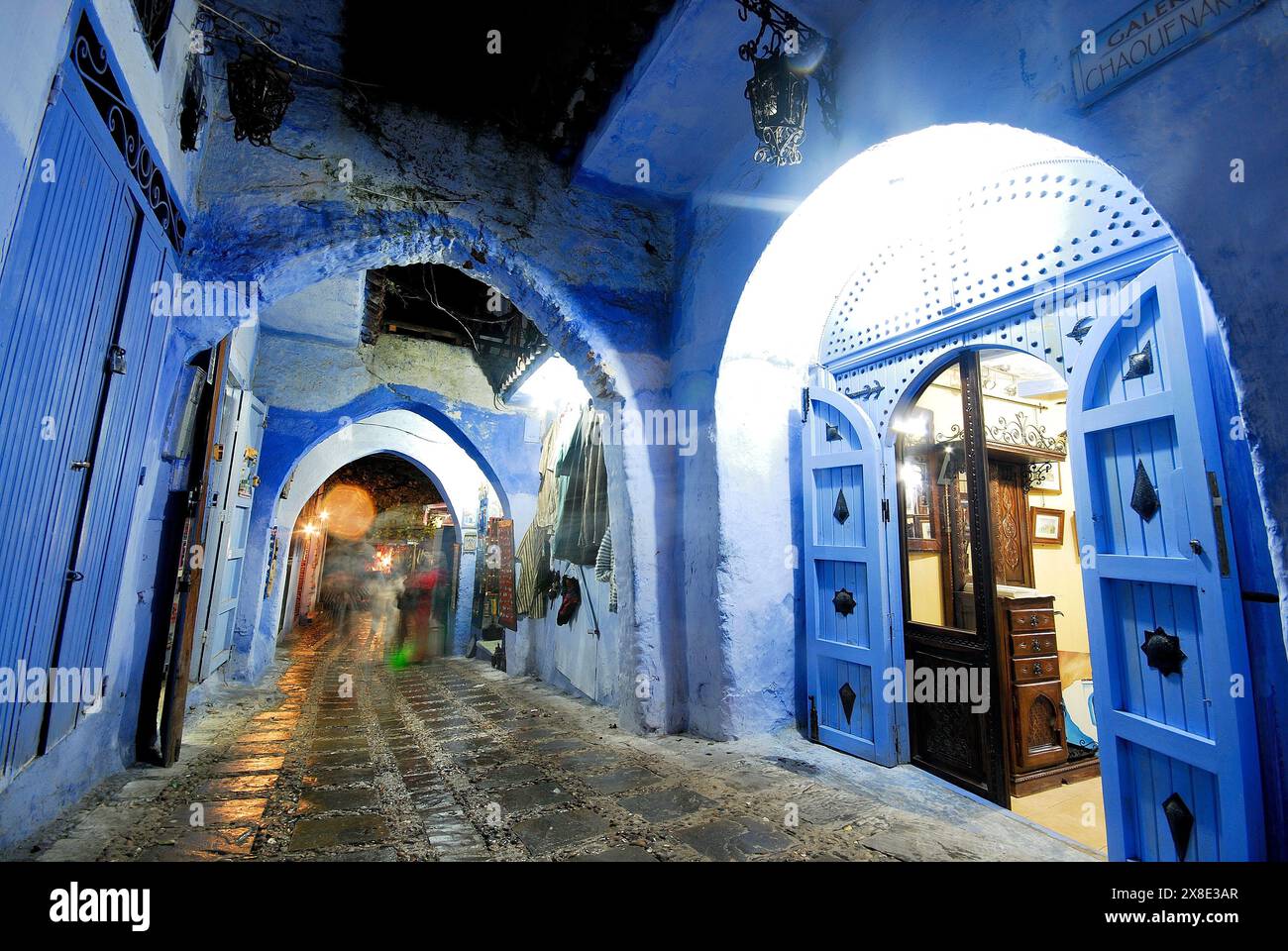 Blue town of Chefchaouen, Maroc Stock Photo - Alamy