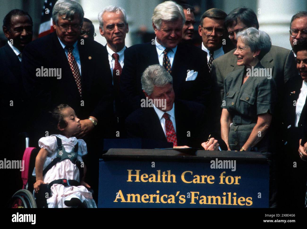 Nancy kassebaum hi-res stock photography and images - Alamy