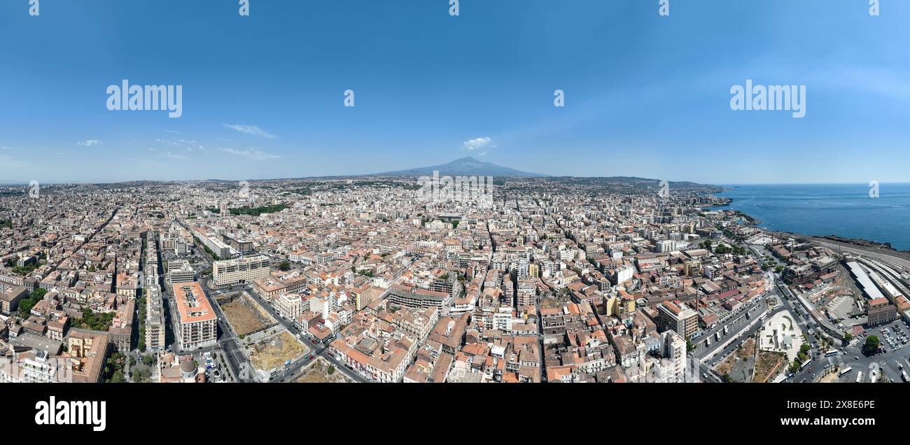Aerial view of mount Etna Volcano from Catania, Sicily island, Italy ...