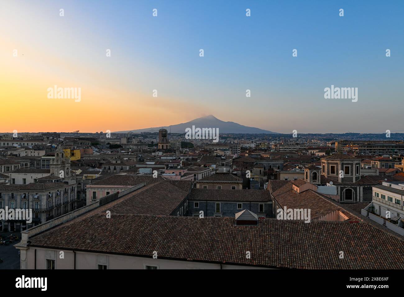 Mount Etna Volcano at sunset from Catania, Sicily island, Italy ...